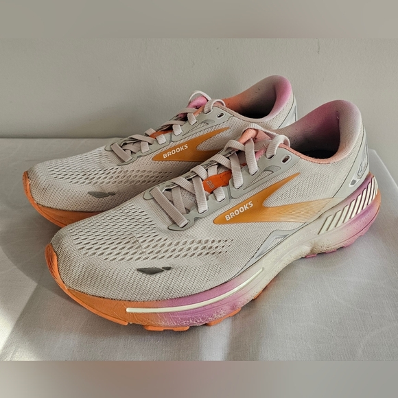 Brooks | Shoes | Brooks Adrenaline Gts 23 Womens Orange Cream Athletic ...
